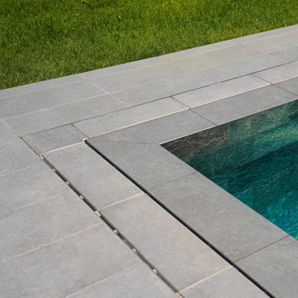 Serapool Cement Grey Monoblock Hidden Porcelain Pool Grate - 25x65 cm